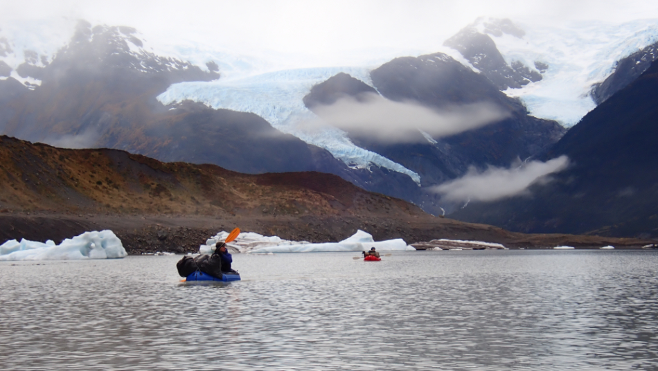 José Mijares, Besser y Tokeley, 1ª travesía del glaciar y laguna Greve ...