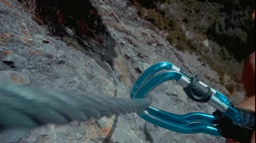 Via Ferrata II. Comment éviter le risque grave dû au facteur de chute ...